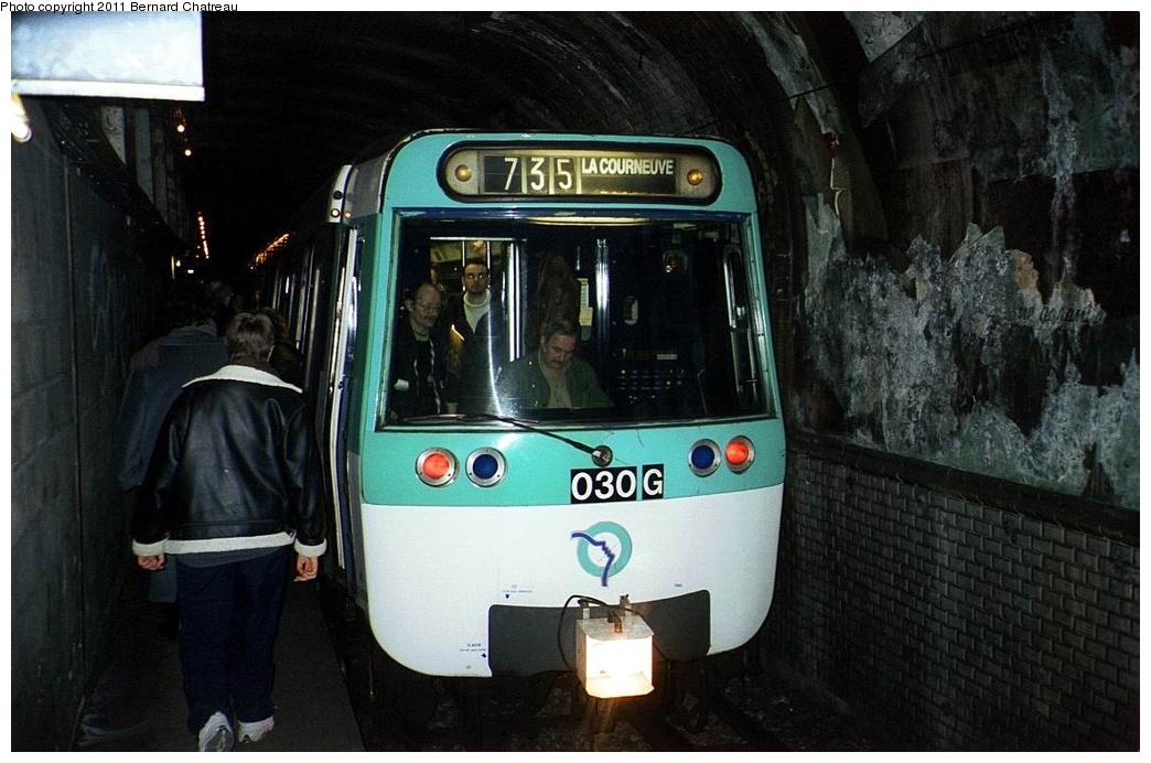 (251k, 1044x692) Country: France City: Paris System: RATP (Régie ...