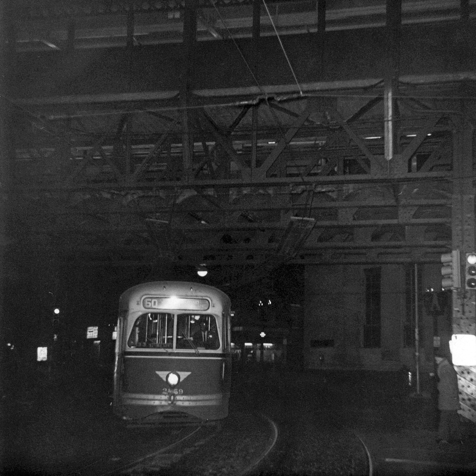 (1043k, 1600x1600) Country: United States City: Philadelphia, PA System ...