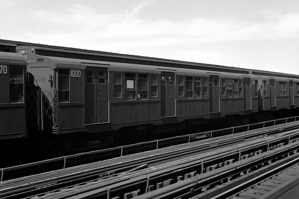 (353k, 1200x800) Country: United States City: New York System: New York ...