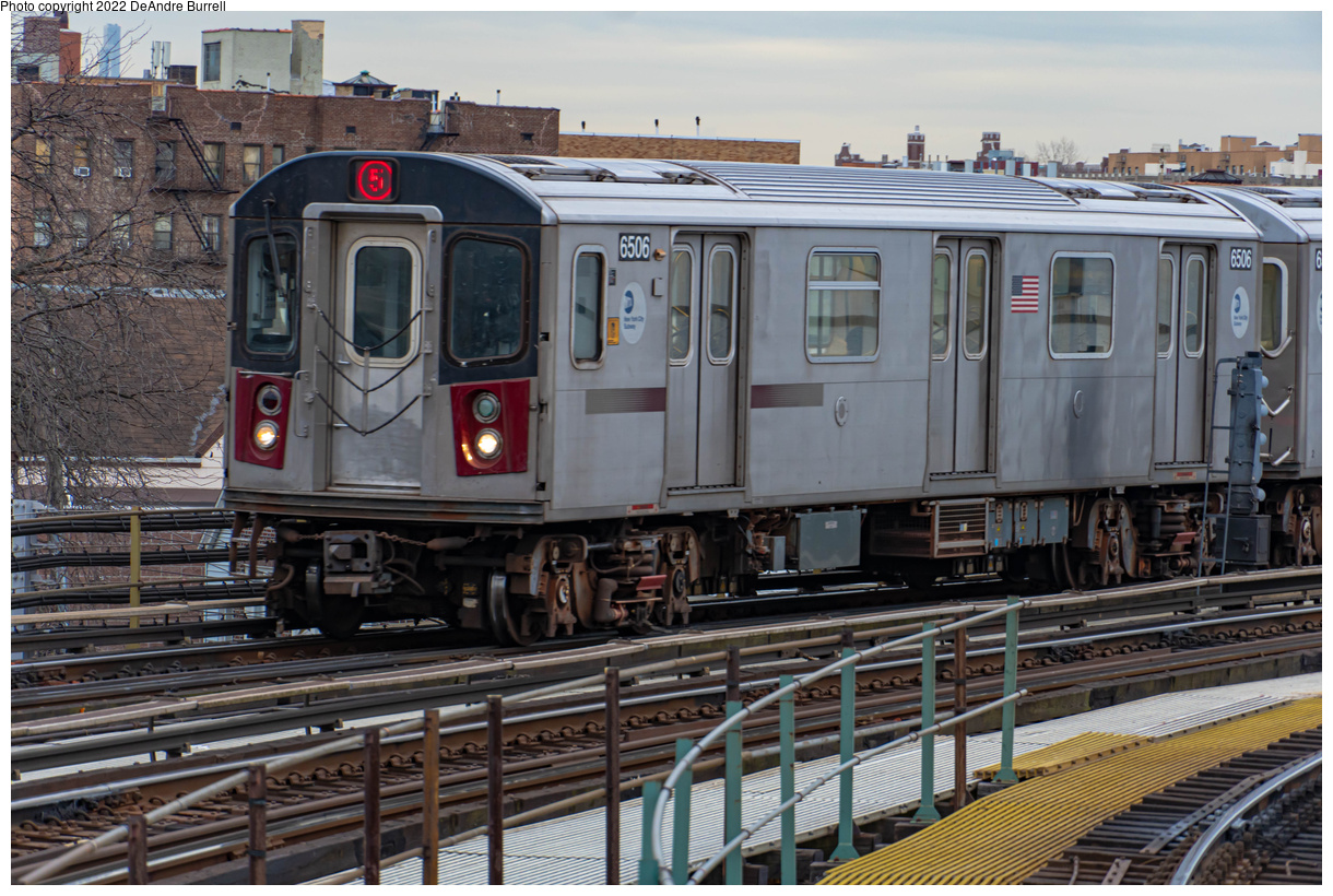 (549k, 1220x820) Country: United States City: New York System: New York ...