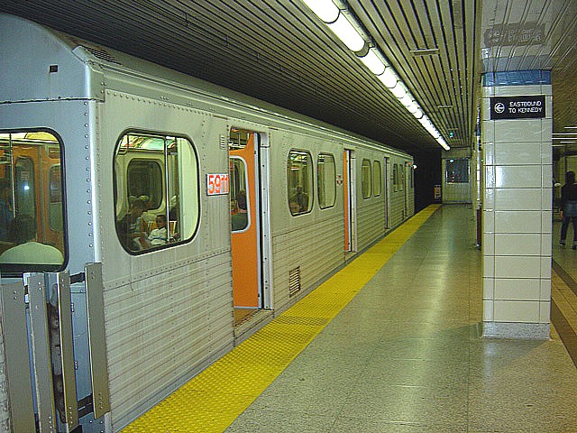 (132k, 640x480) Country: Canada City: Toronto System: TTC Line: TTC ...