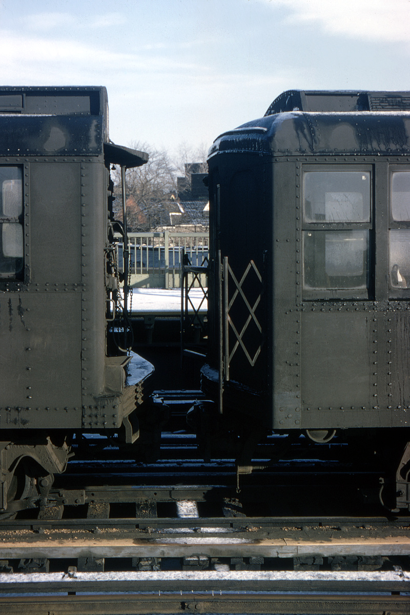 (414k, 800x1200) Country: United States City: New York System: New York ...