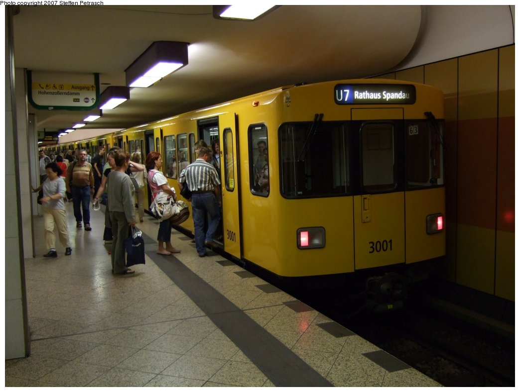 (131k, 1044x788) Country: Germany City: Berlin System: Berliner ...